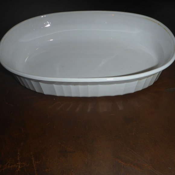 Corningware | Kitchen | Vintage Small Corning Ware 475 Ml Oval ...